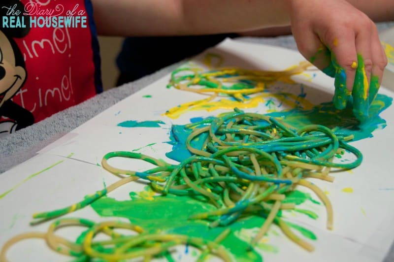 Spaghetti Painting - The Diary of a Real Housewife