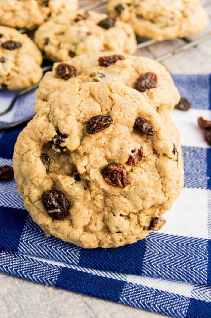 Oatmeal Raisin Cookies • The Diary of a Real Housewife