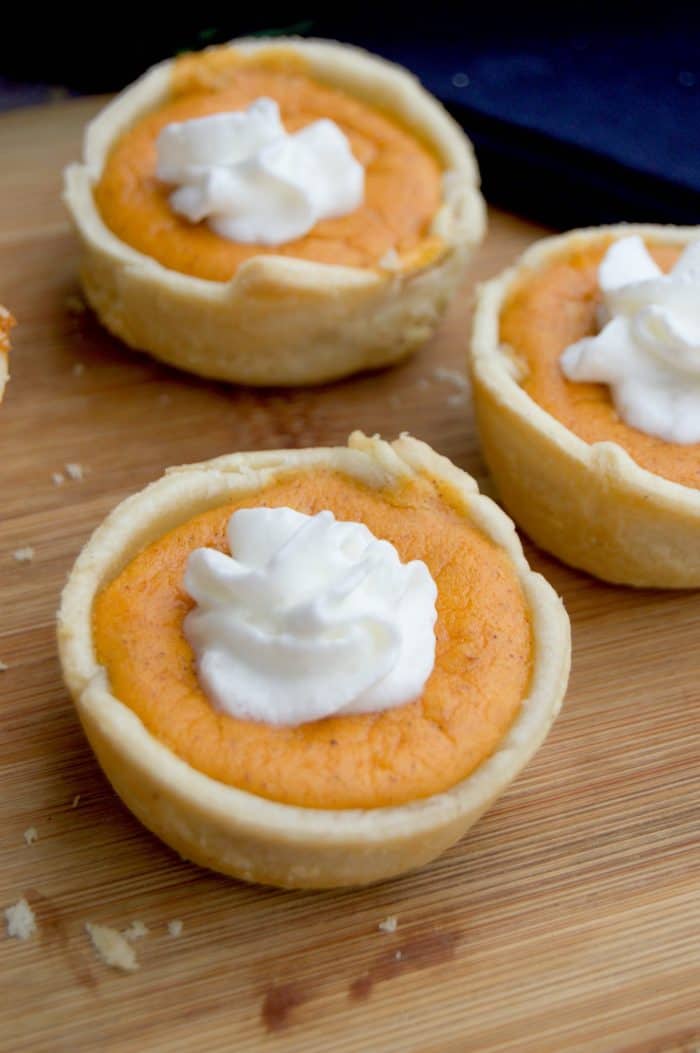 Mini Pumpkin Pies - The Diary of a Real Housewife