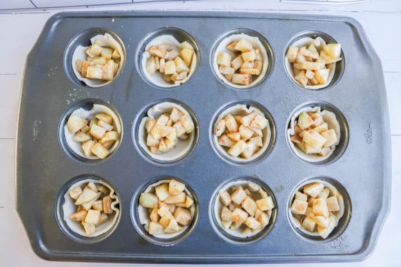 Mini Dutch Apple Pie • The Diary of a Real Housewife