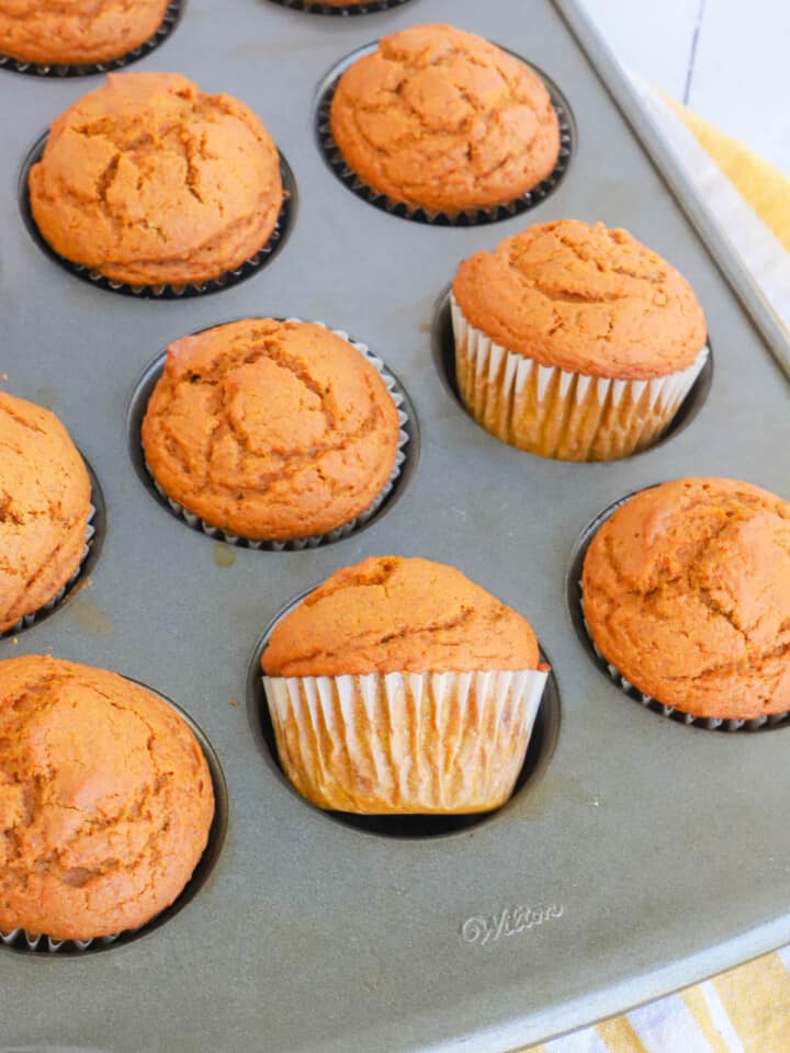 Pancake Mini Muffins • The Diary of a Real Housewife