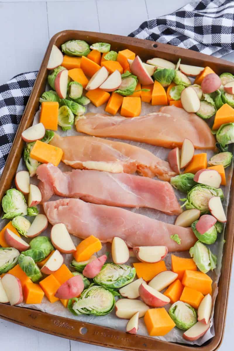 One Pan Autumn Chicken Dinner • The Diary of a Real Housewife