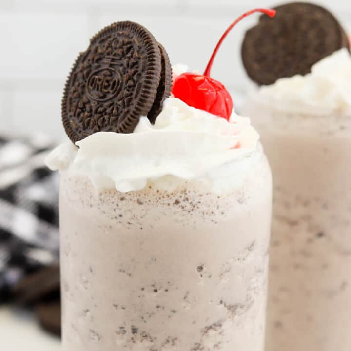 Oreo Milkshake • The Diary of a Real Housewife
