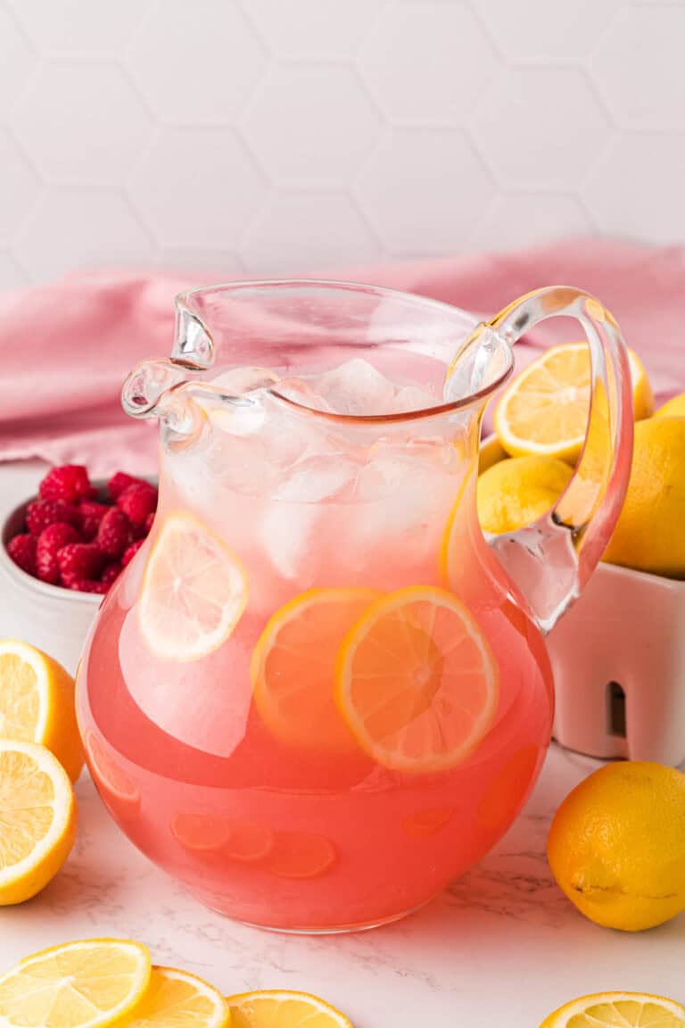 Pink Lemonade Recipe • The Diary of a Real Housewife